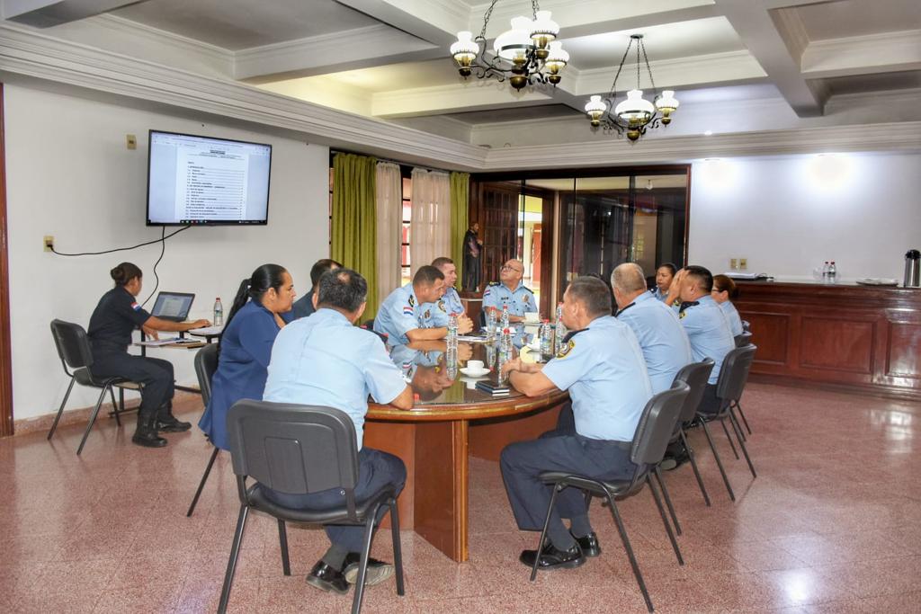 (ISEPOL) Instituto Superior de Educacion Policial